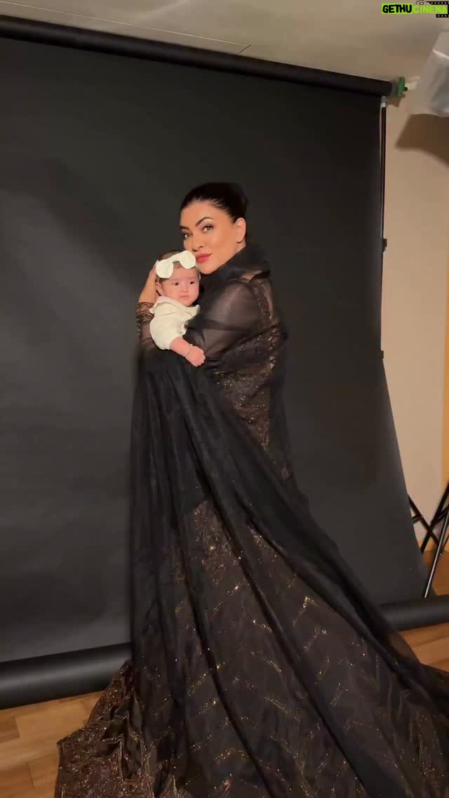 Actress Sushmita Sen HD Photos and Wallpapers October 2025 | Gethu Cinema