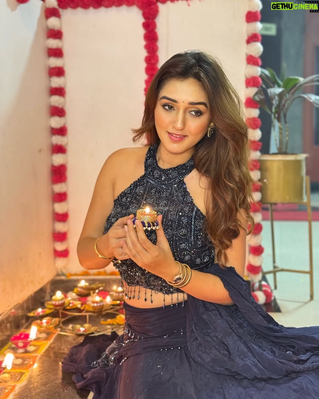 Actress Tanya Sharma HD Photos and Wallpapers October 2025 | Gethu Cinema