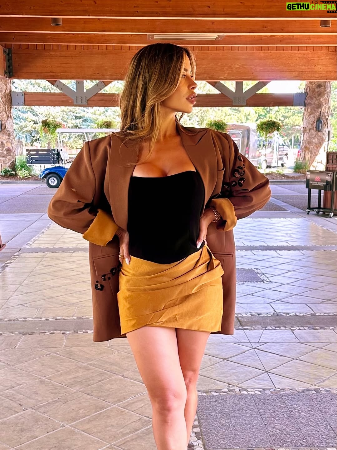 Actress Zulay Henao HD Photos and Wallpapers September 2025 | Gethu Cinema