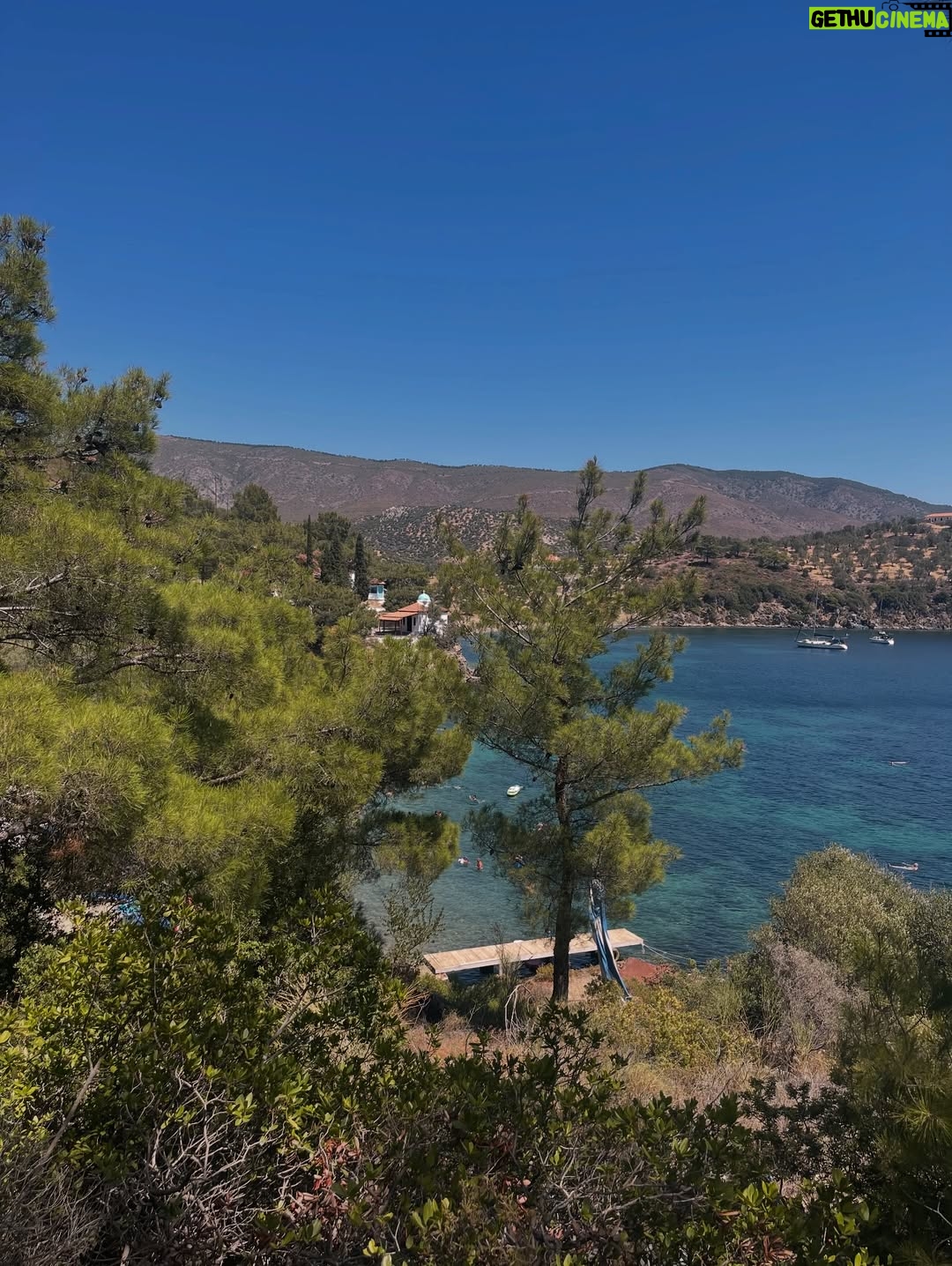 Actress Derya ?ensoy HD Photos and Wallpapers August 2025 | Gethu Cinema