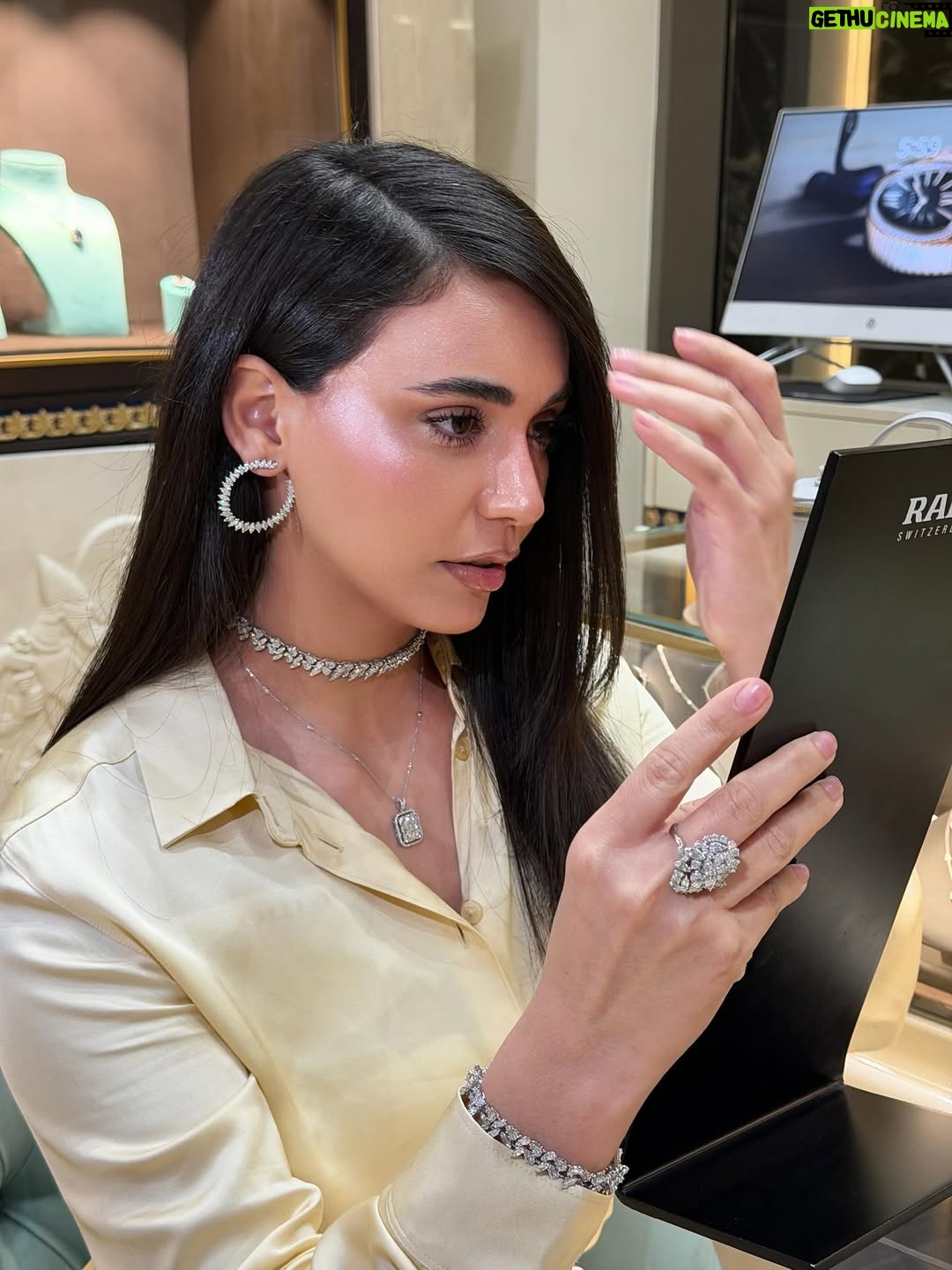 Hind Nizar Wiki, Biography, Age, Gallery, Spouse and more