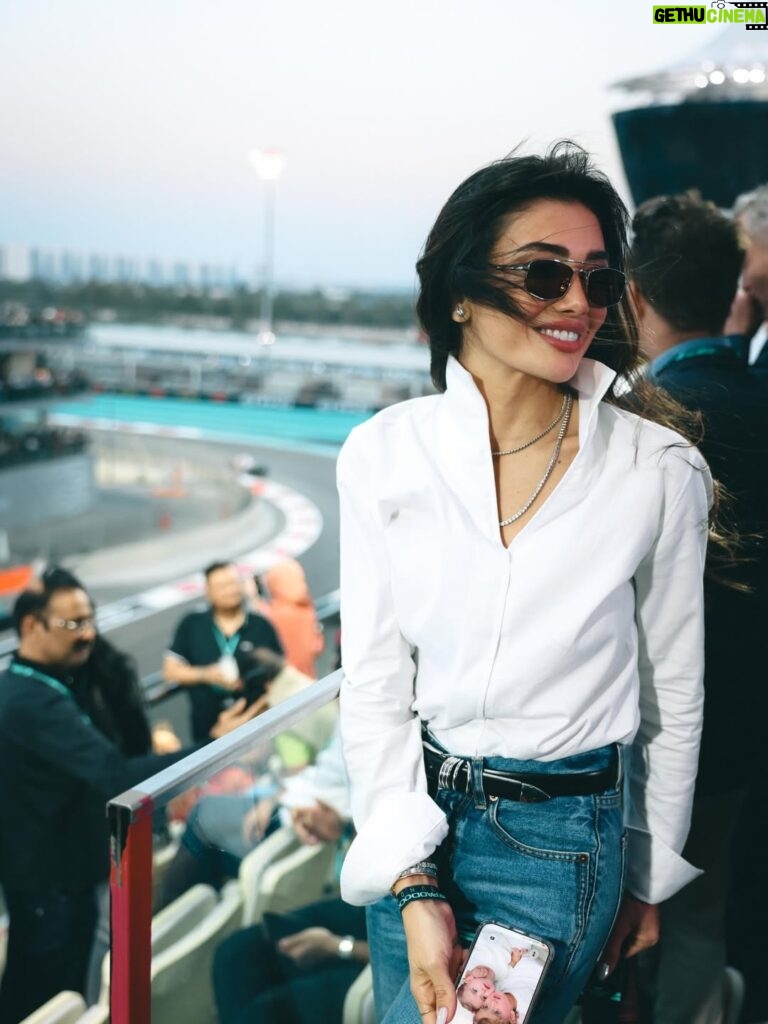 Actress Jessica Azar HD Photos and Wallpapers December 2025 | Gethu Cinema