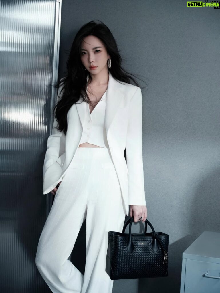 Actress Kelly Yu HD Photos and Wallpapers October 2025 | Gethu Cinema