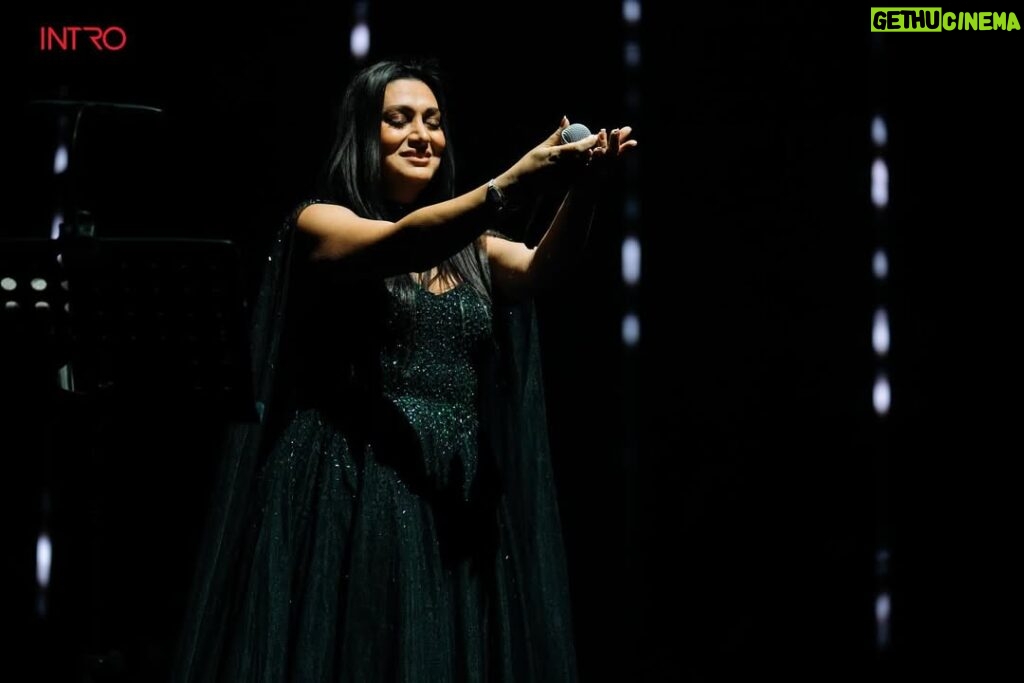 Actress Maya Nasri HD Photos and Wallpapers July 2025 | Gethu Cinema