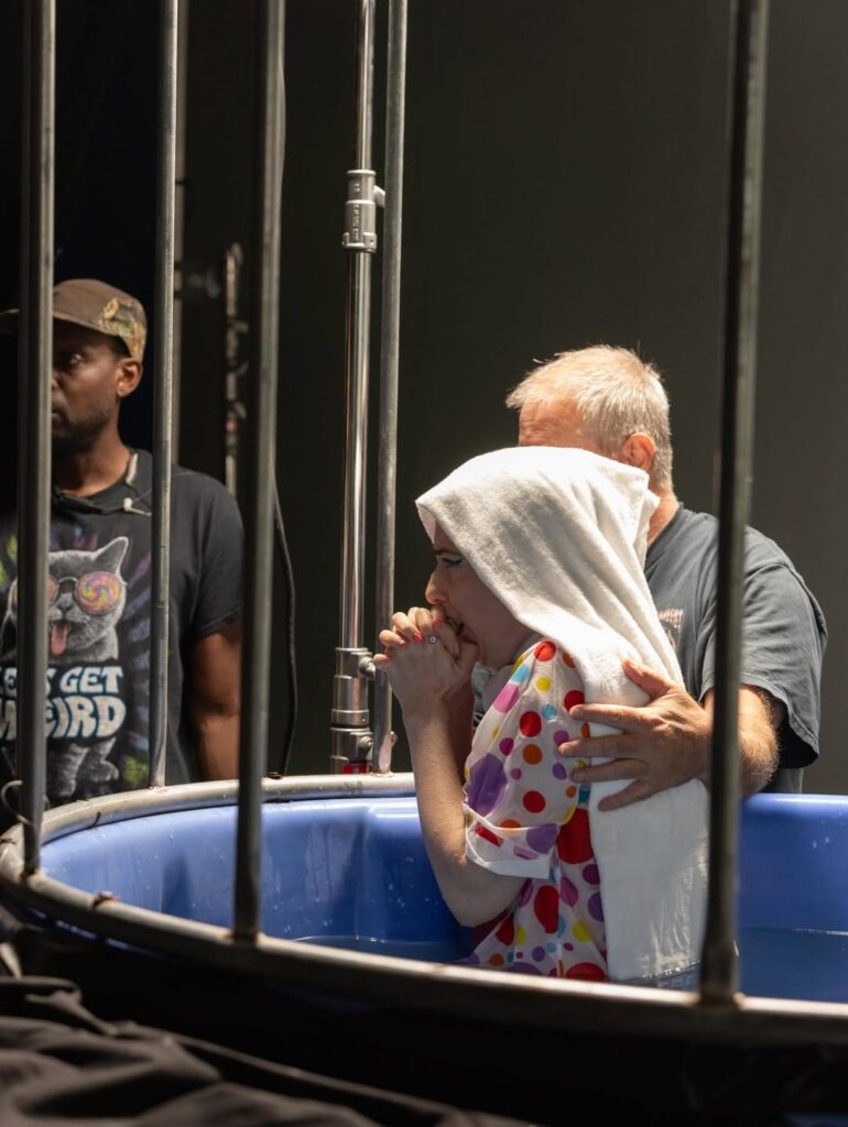 Actress Sarah Sherman HD Photos and Wallpapers December 2025 | Gethu Cinema