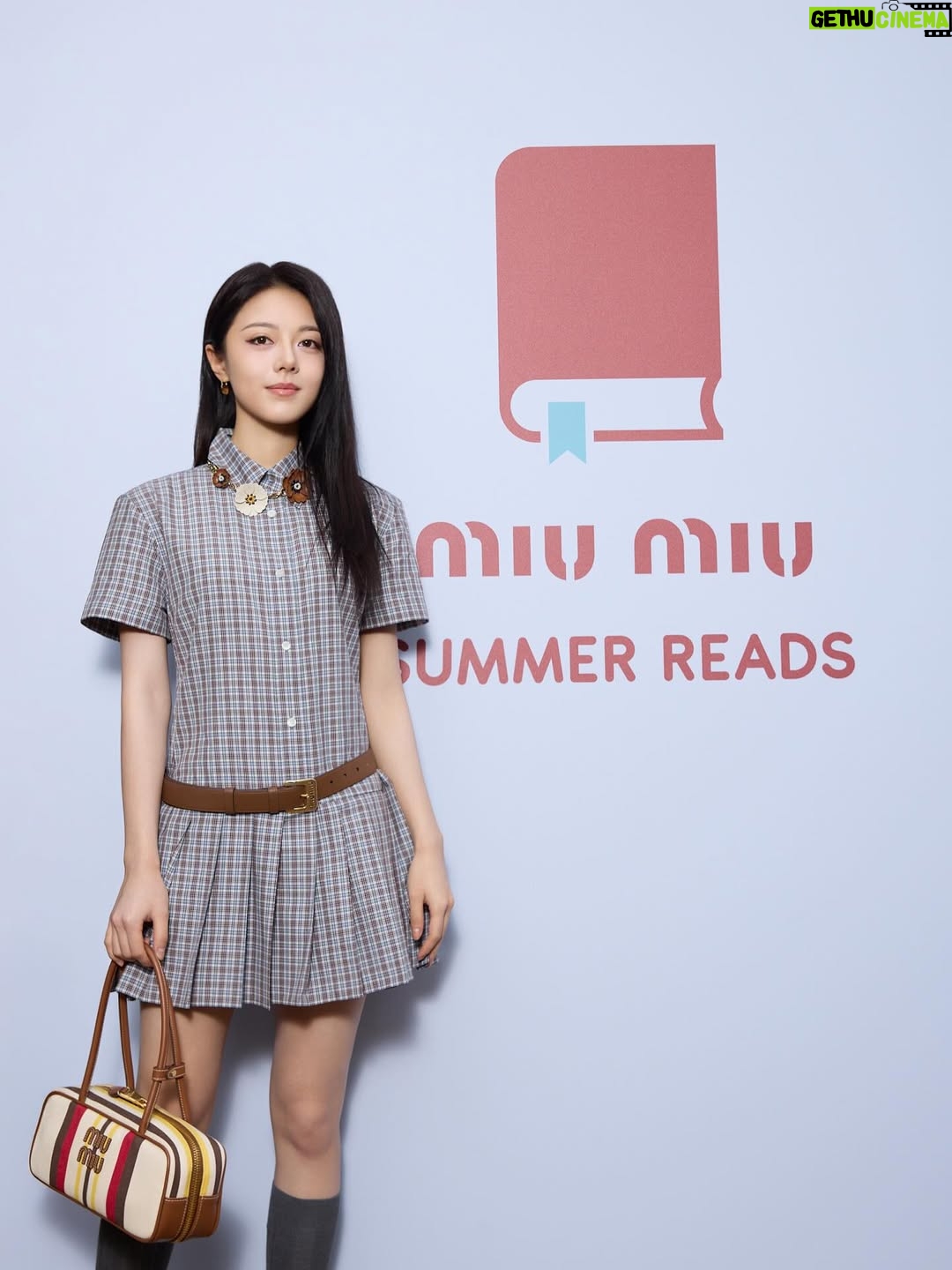 Zhao Jinmai Wiki, Biography, Age, Gallery, Spouse and more