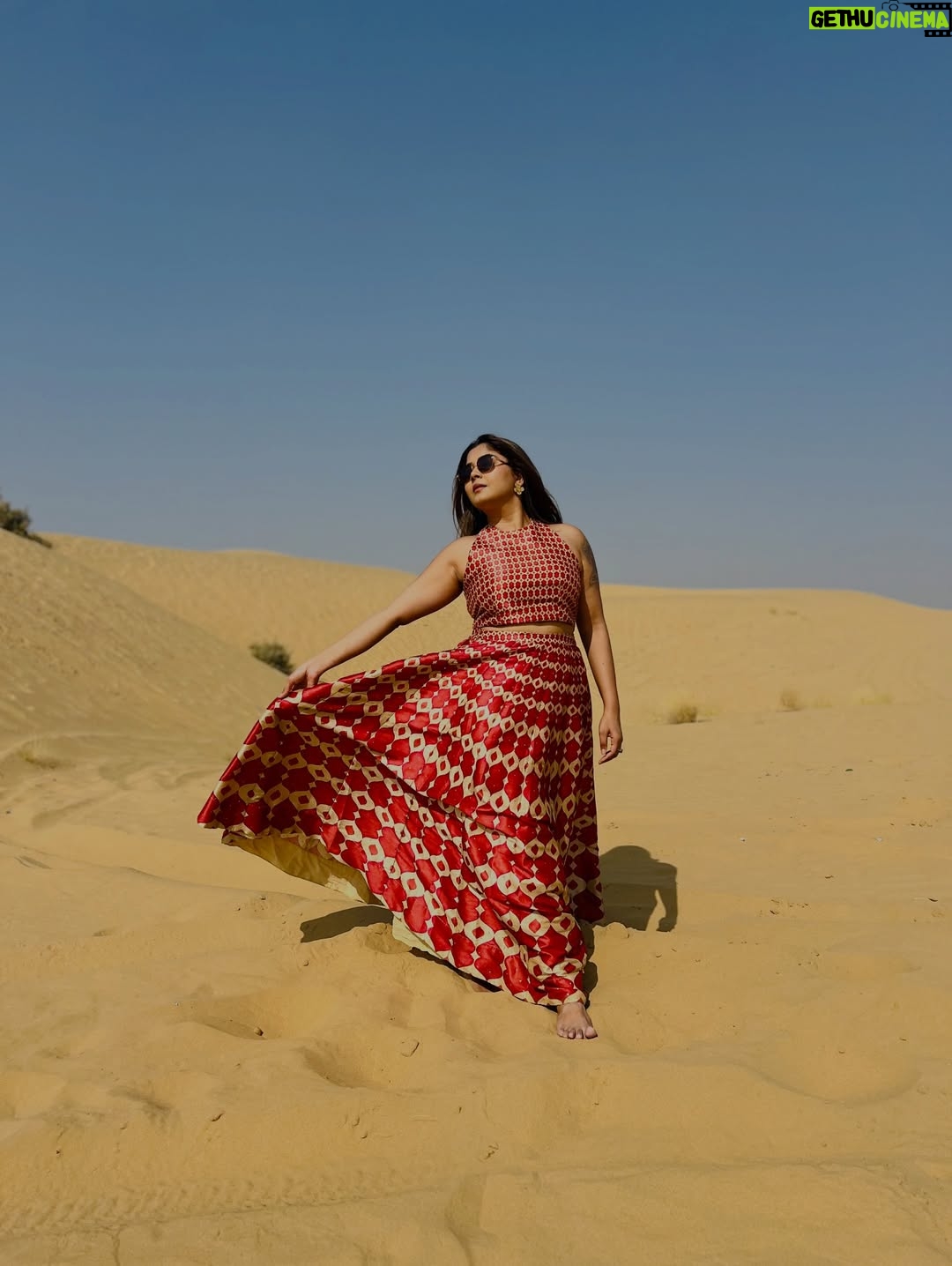 Actress Aishwarya Shindogi HD Photos and Wallpapers December 2025 ...