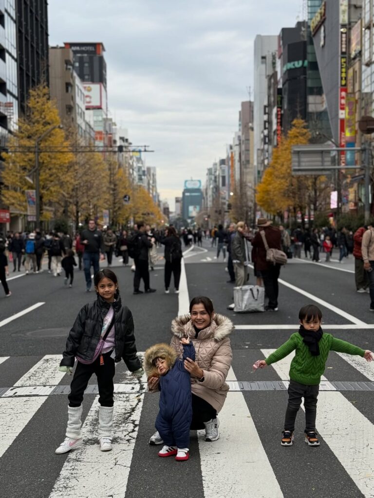 Actress Ezzaty Abdullah HD Photos and Wallpapers December 2025 | Gethu ...