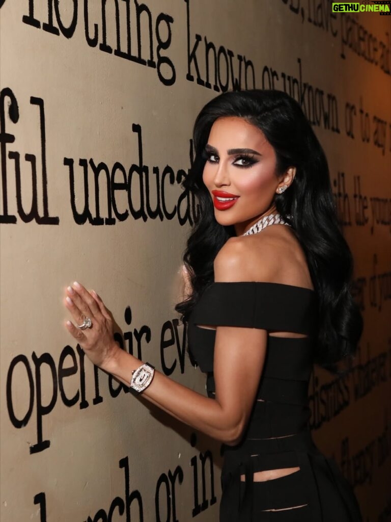 Actress Lilly Ghalichi HD Photos and Wallpapers November 2025 | Gethu ...