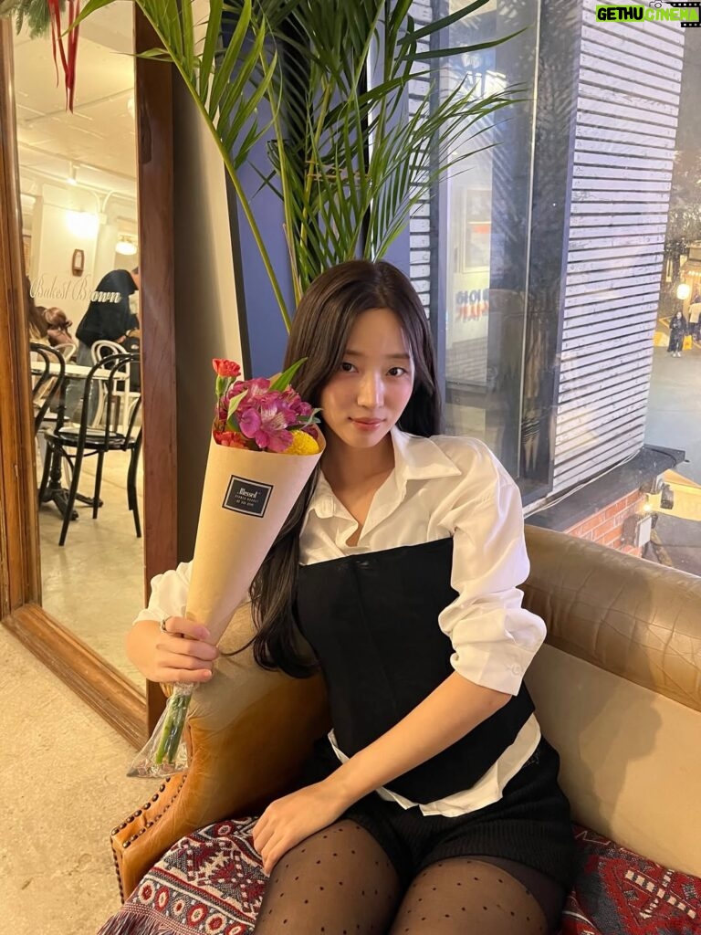 Actress Moon Joo-yeon HD Photos and Wallpapers December 2025 | Gethu Cinema