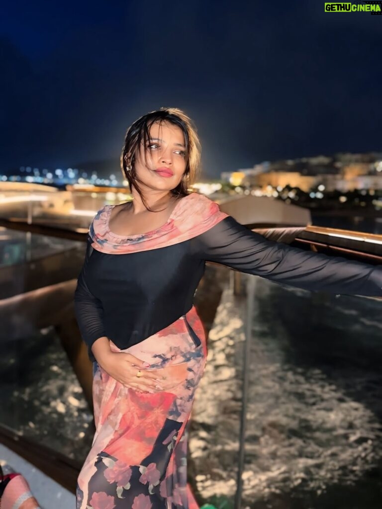 Actress Rajini Lakshmish HD Photos and Wallpapers September 2025 ...