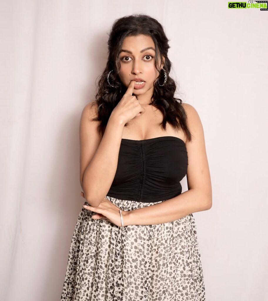 Actress Reecha Sinha HD Photos and Wallpapers January 2026 | Gethu Cinema