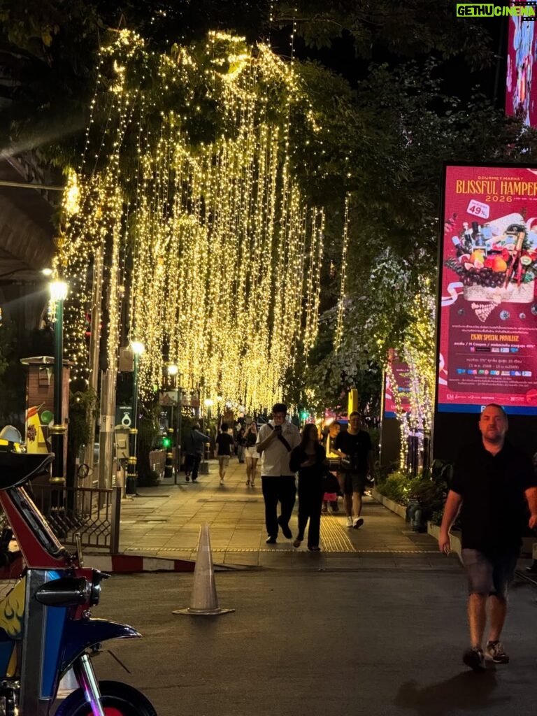 Actress Romaisa Khan HD Photos and Wallpapers December 2025 | Gethu Cinema