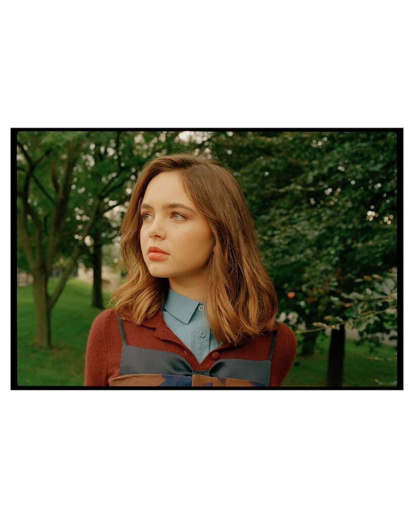 Actress Ryan Kiera Armstrong HD Photos and Wallpapers January 2026 ...