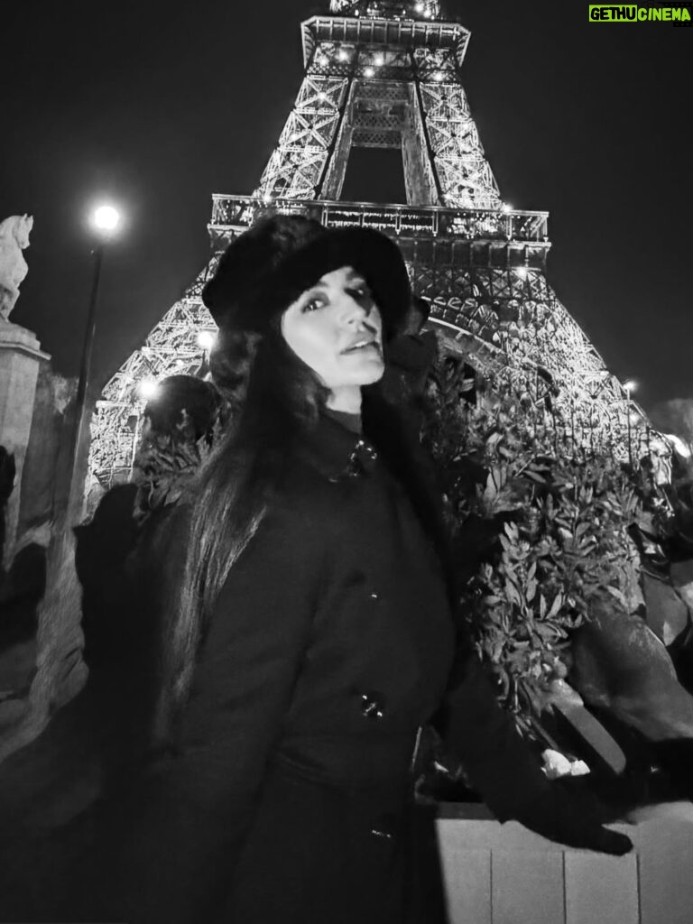 Actress Sadia Khan HD Photos and Wallpapers January 2026 | Gethu Cinema
