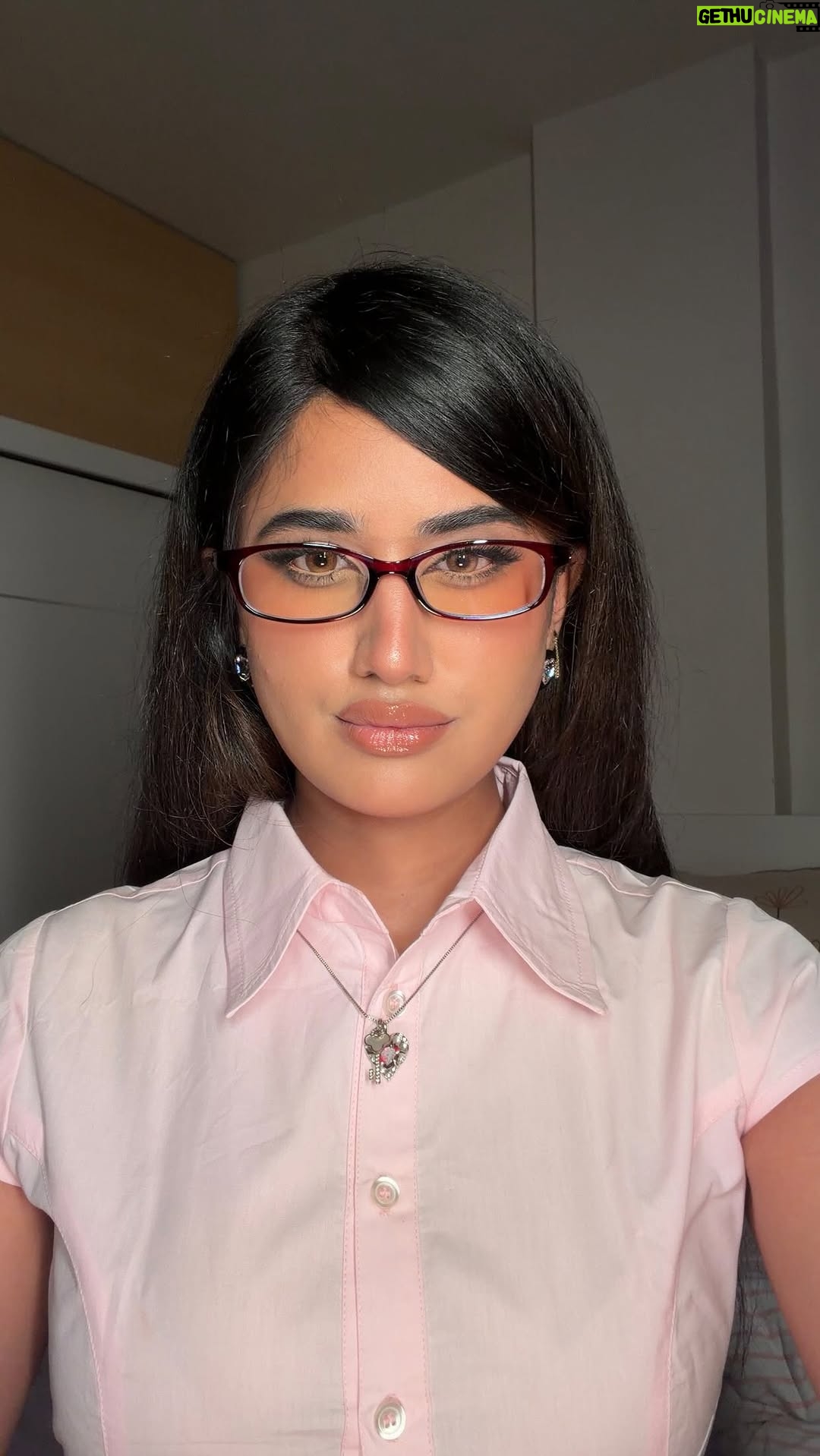 Actress Shweta Bhintade HD Photos and Wallpapers December 2025 | Gethu ...