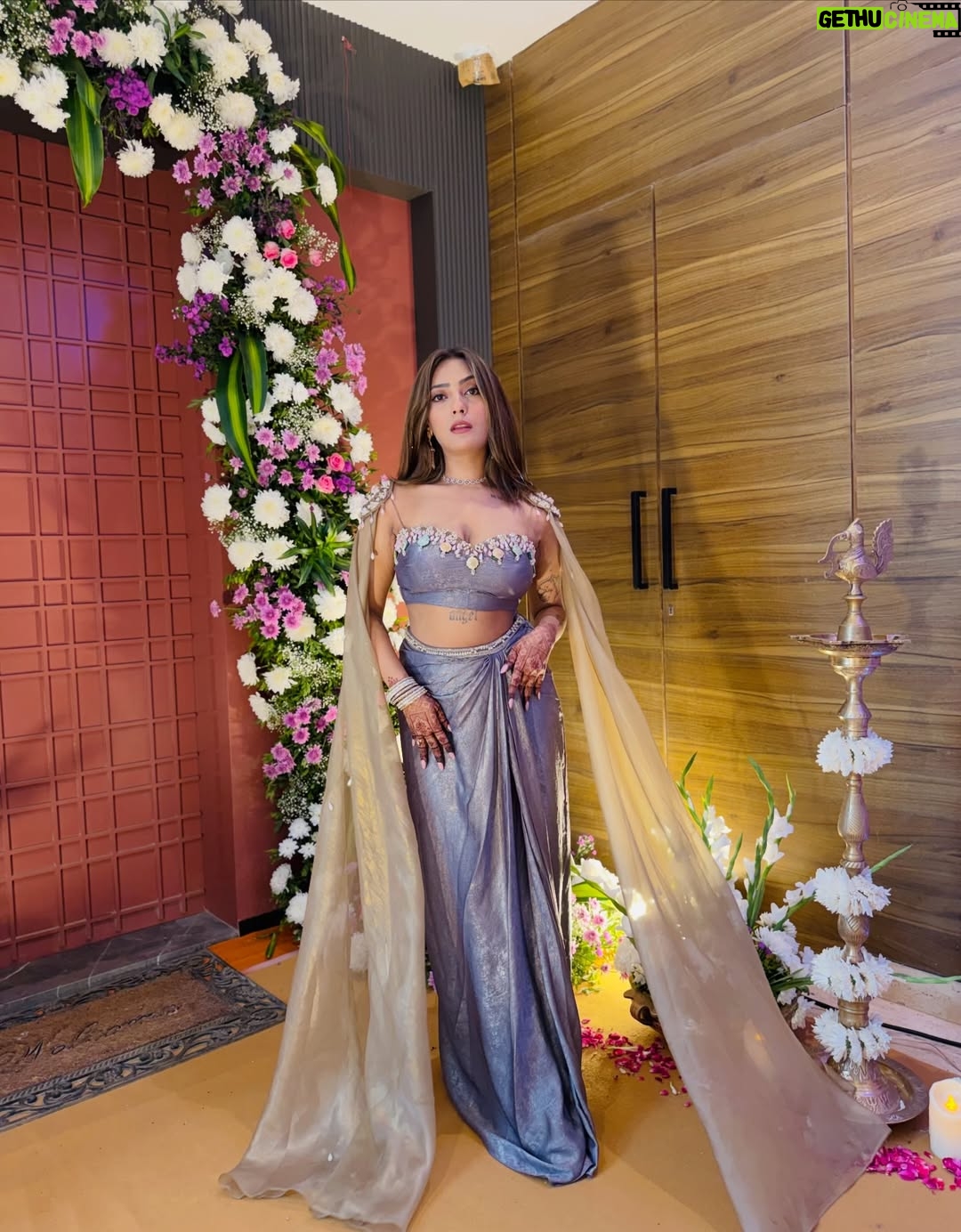 Actress Aashika Bhatia HD Photos and Wallpapers March 2026 | Gethu Cinema